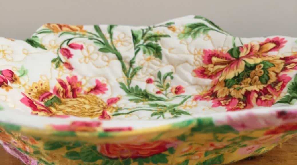 Quilted Flower Bowl & Tutorial | susies-scraps.com