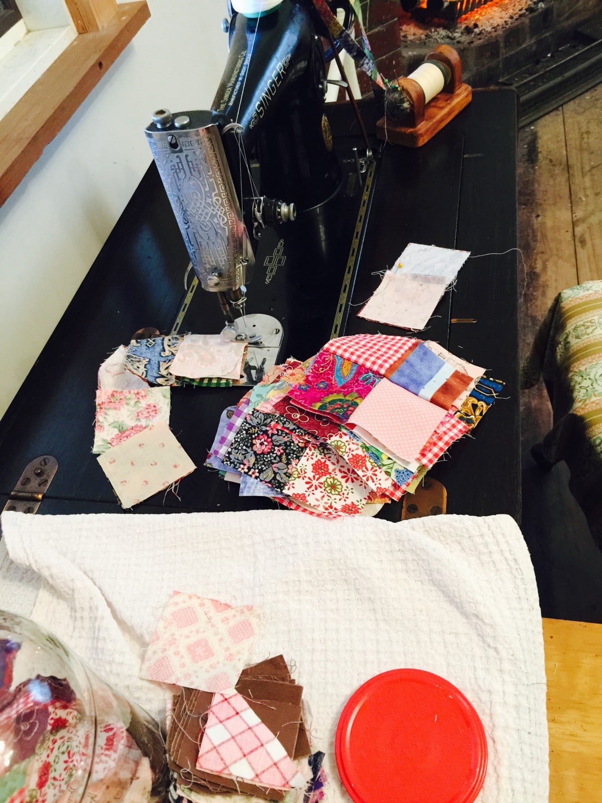 Singer 201K Treadle C1940 | susies-scraps.com