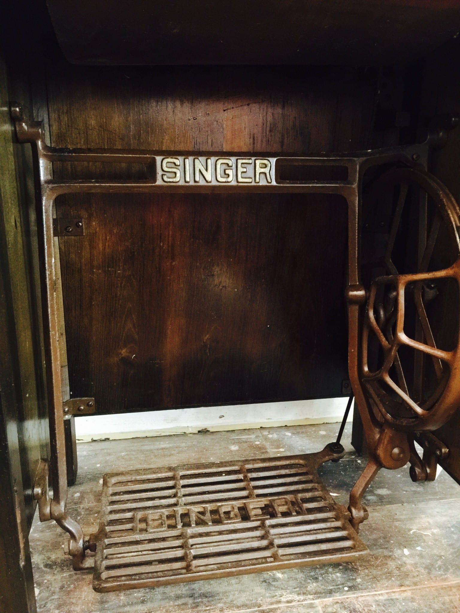 Singer 201K Treadle C1940 | susies-scraps.com
