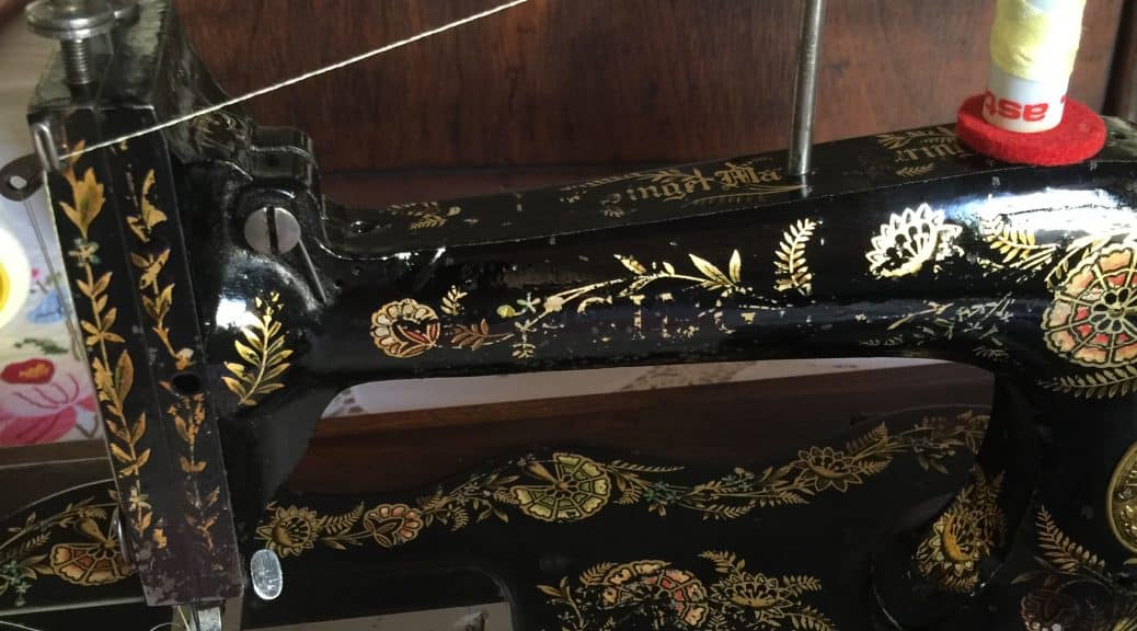 Singer 12 Circa 1899 | susies-scraps.com