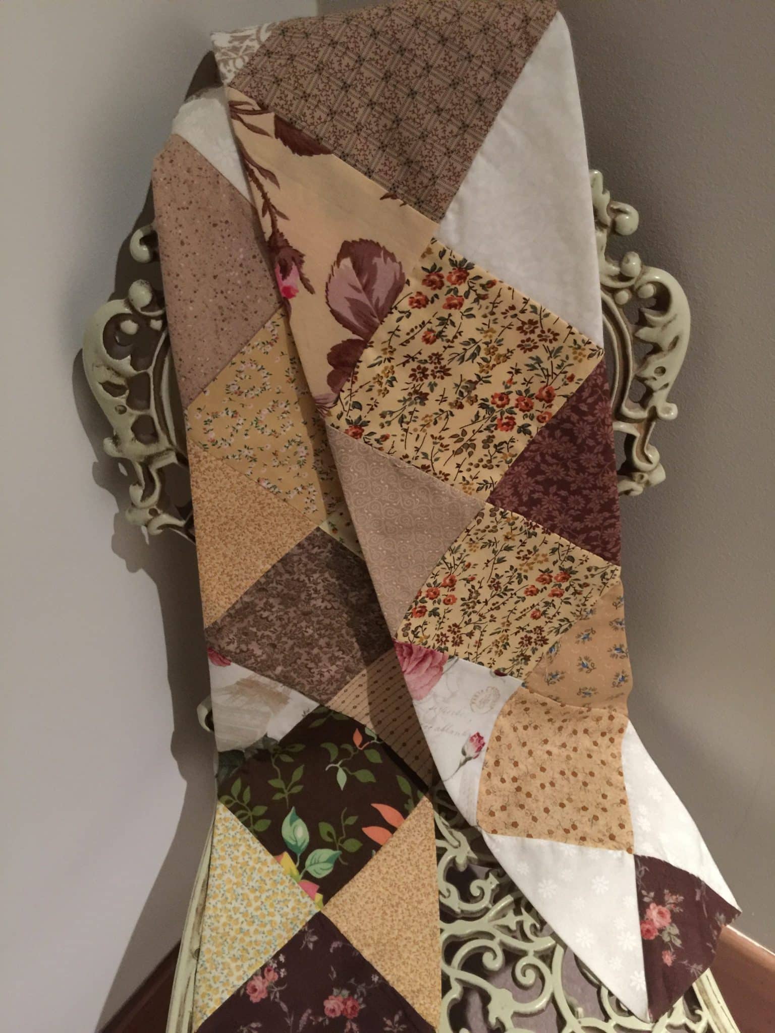 Patched and Twisted Scarf Tutorial | susies-scraps.com