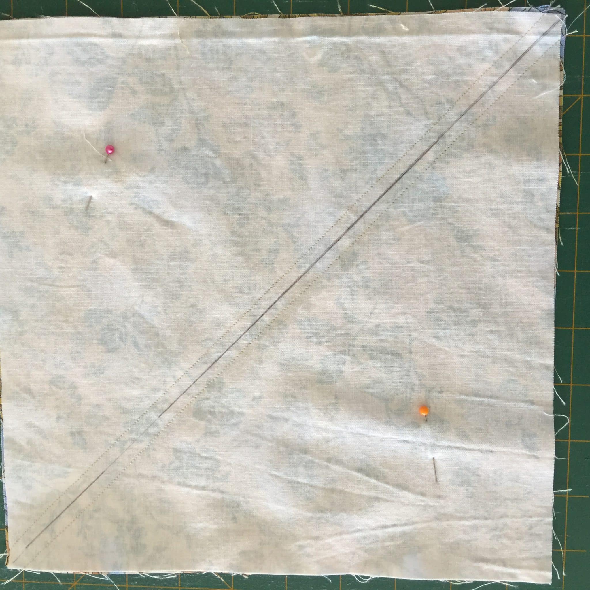 The Arrowhead Quilt Block Made Easy | susies-scraps.com