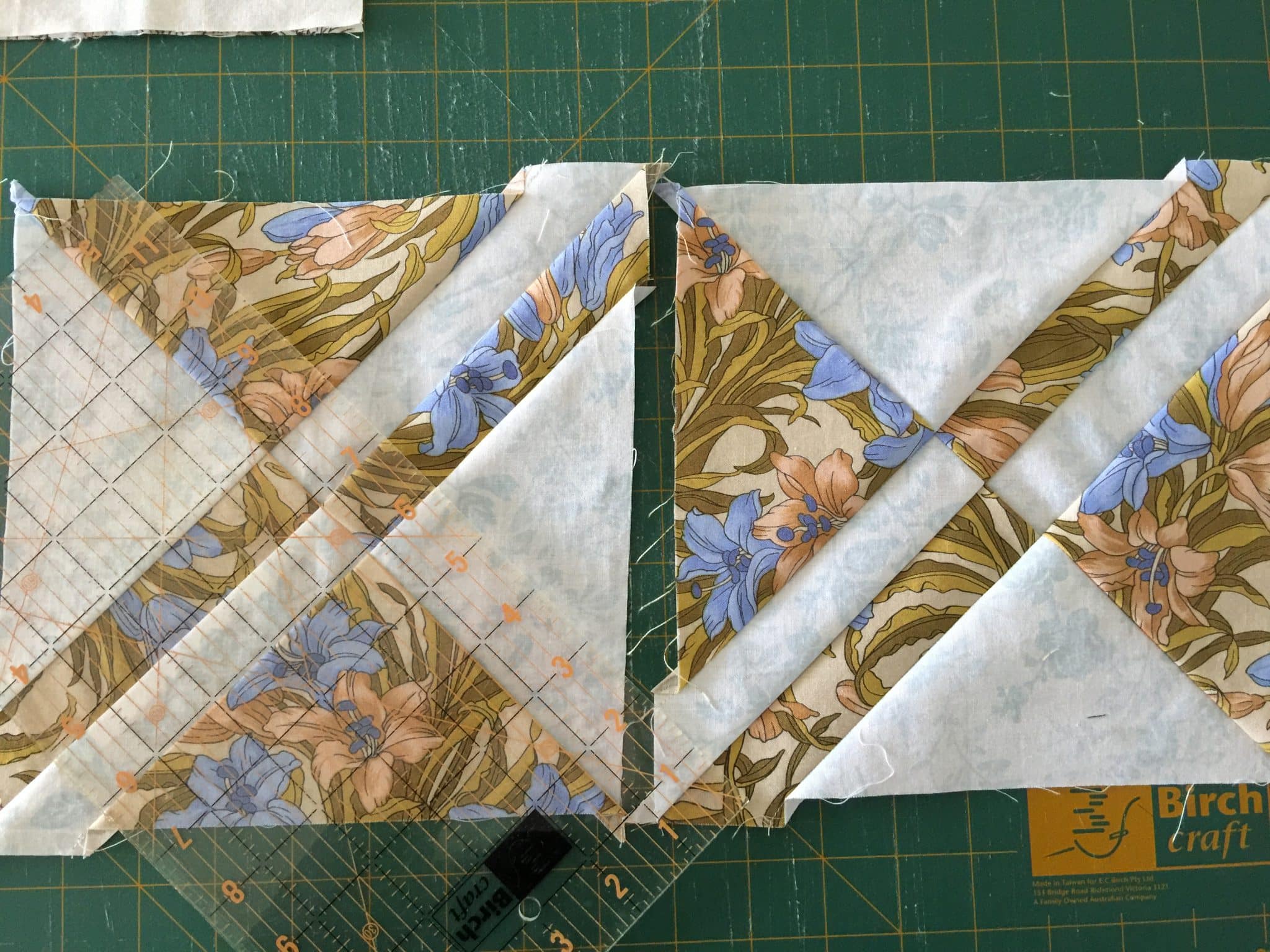 The Arrowhead Quilt Block Made Easy | susies-scraps.com
