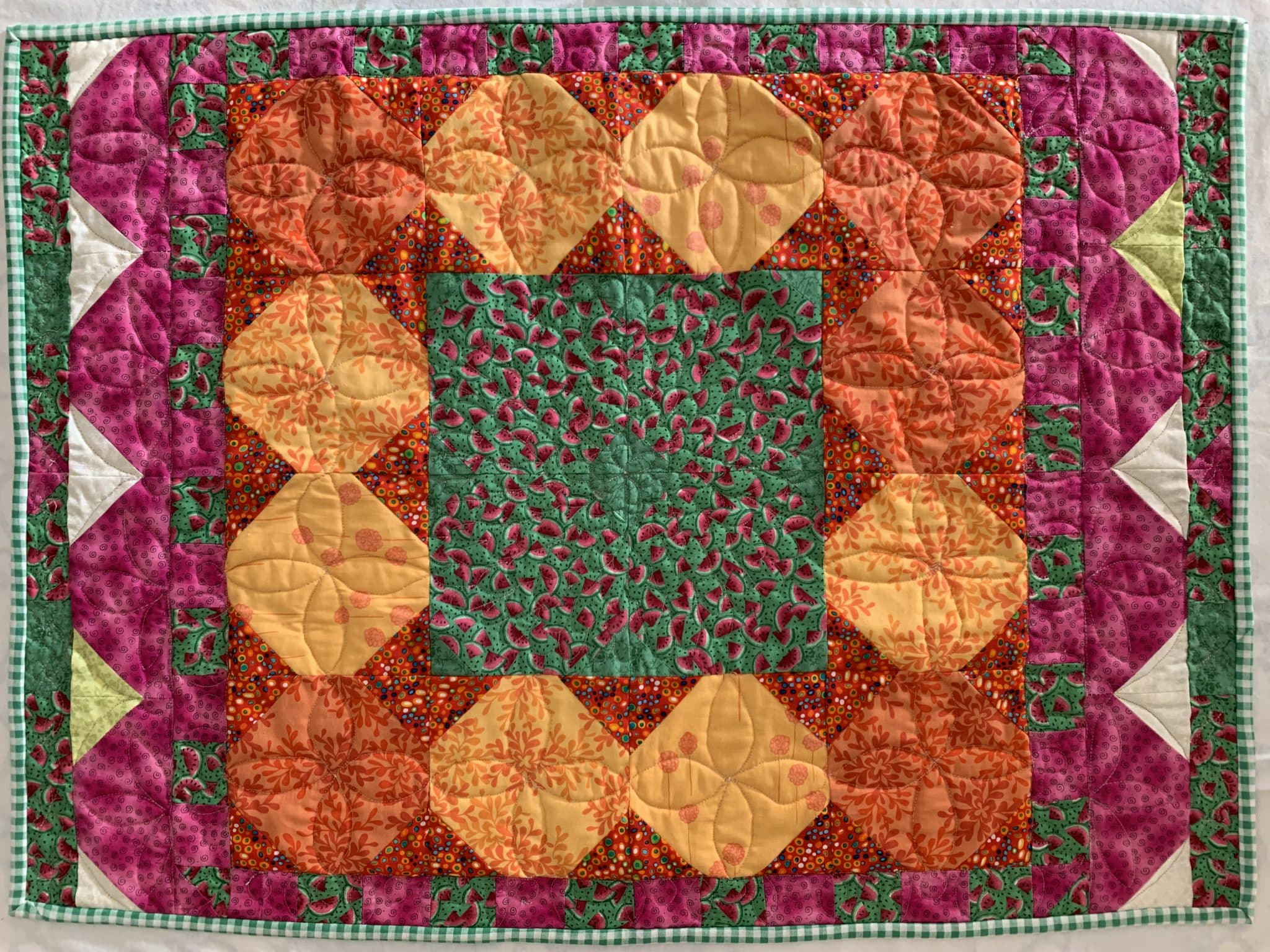 Wendy’s Way Snowball Table Quilt | susies-scraps.com