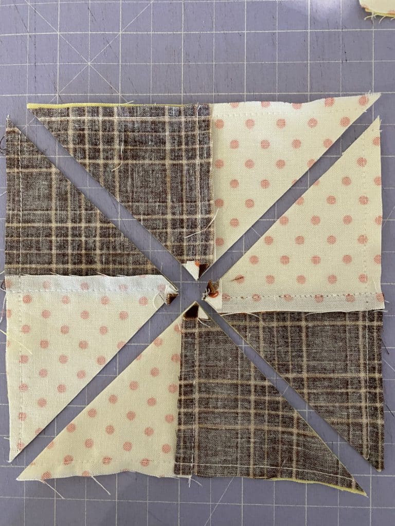 Pinwheels On Point Blocks – Made Easy | susies-scraps.com