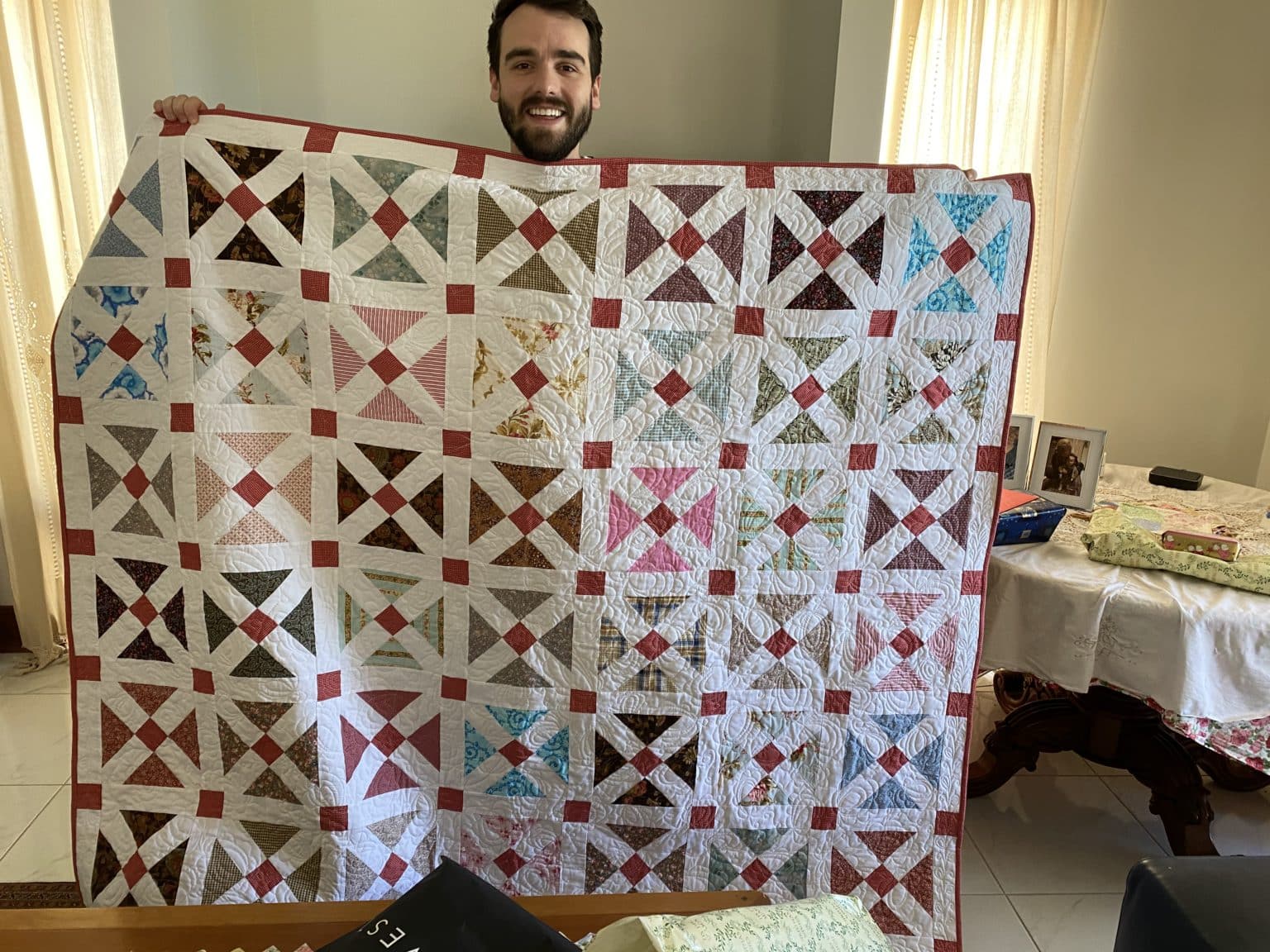 Old Italian Blocks Quilt Finish | susies-scraps.com