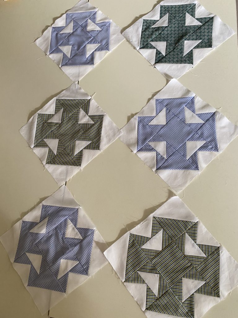Antique Queen Cross Double T Quilt Block | susies-scraps.com