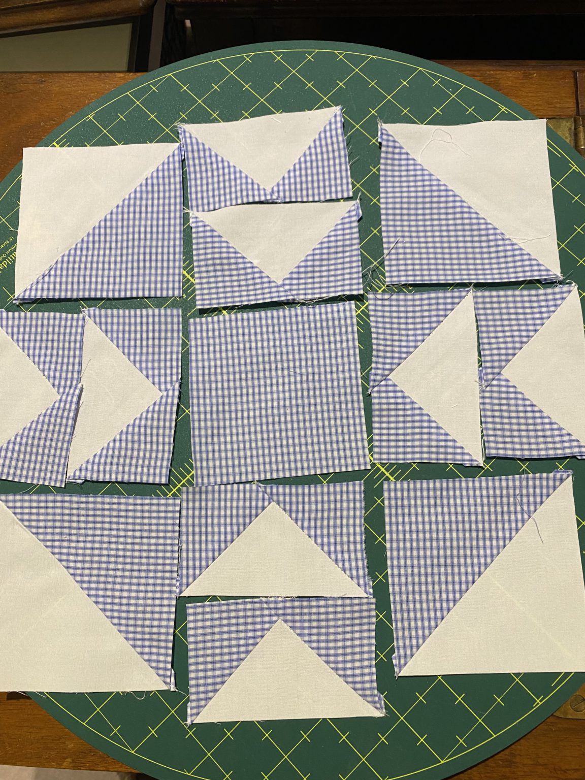 Antique Queen Cross Double T Quilt Block | susies-scraps.com